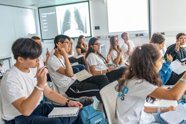 Hospital Work Experience Courses For Students aged 14-18 - Premed Projects