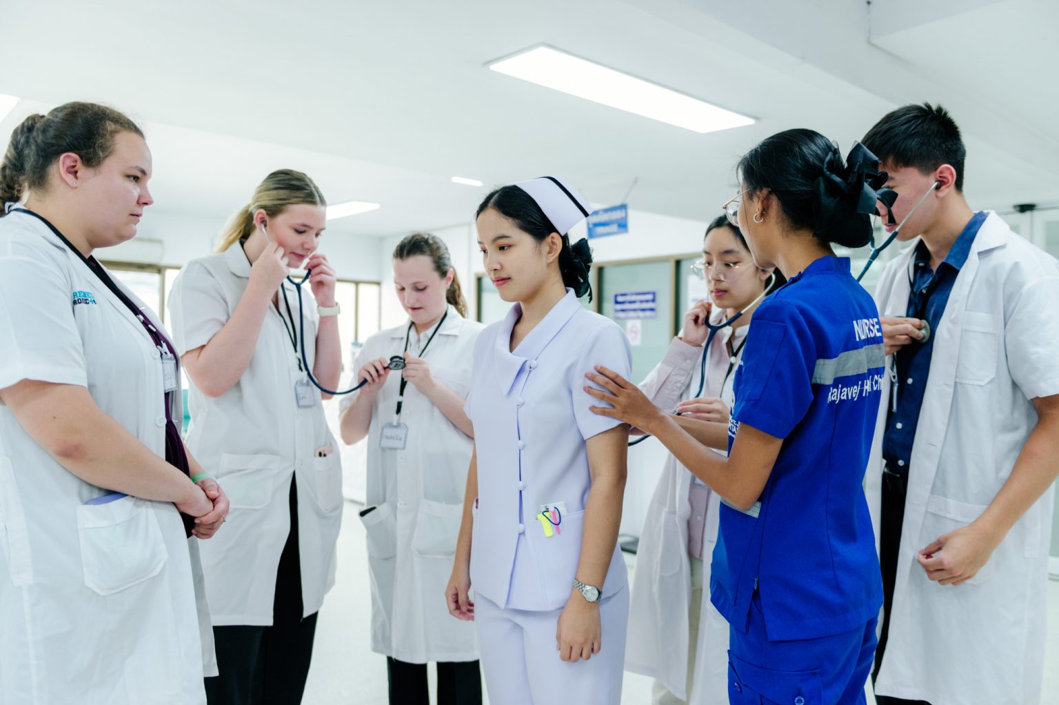What Is Life Like as a Junior Doctor? - Premed Projects